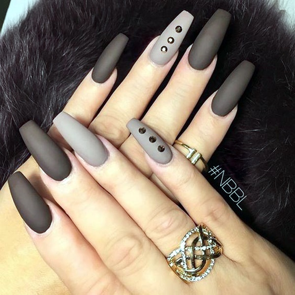 40 Sensational Coffin Nails Designs For That Premium Feel