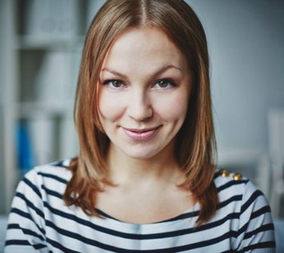 7 Facial Exercises to Get High Cheekbones Naturally